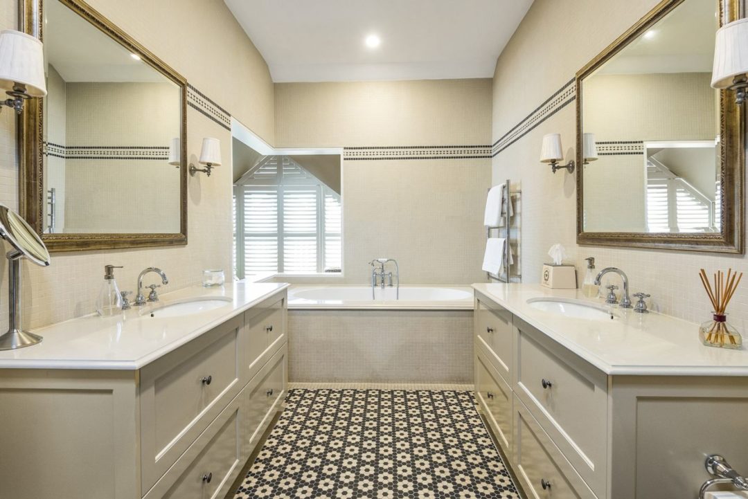 Dream On – Edinglassie Landmark Federation Home | Diane Penelope Challis